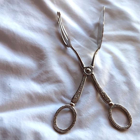 Dining | Vintage Silver Plated Pastry Cakesandwich Scissor Tongs | Poshmark